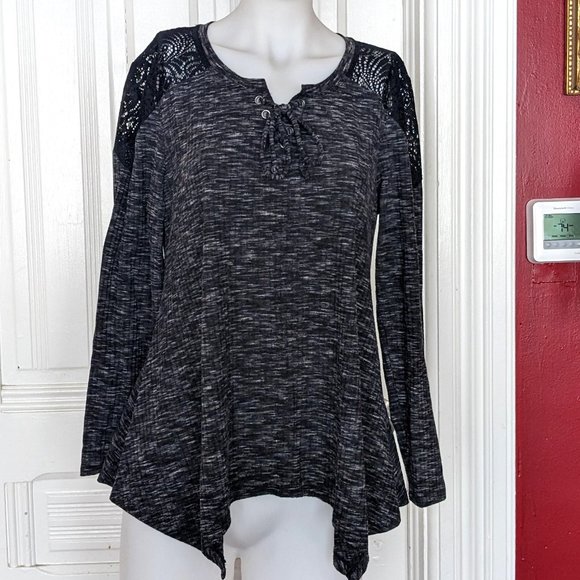 Style & Co. | Tops | Style Co Black Lace Marled Gray Sharkbite Tunic ...